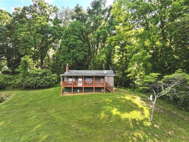 70906 Reynolds Rd, Piedmont, OH 43983