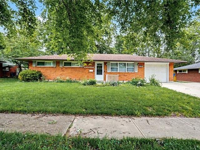 7090 Claybeck Dr, Huber Heights, OH 45424