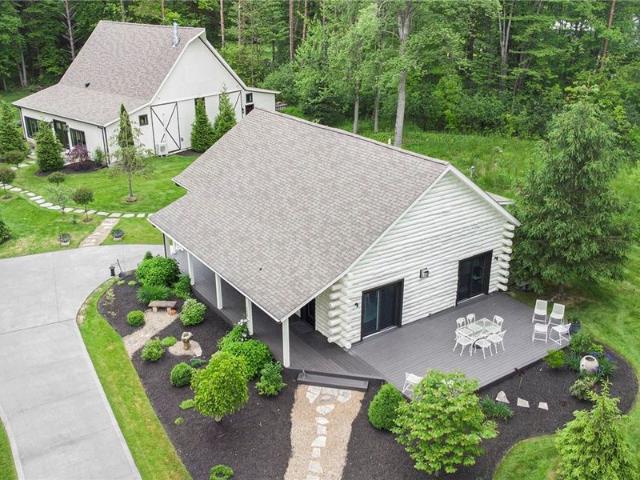 7090 Country Lane, Chagrin Falls, US, OH