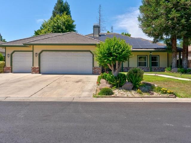 7090 Emerald St, Chowchilla, CA 93610