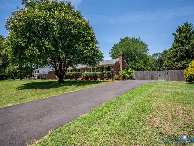 7092 Sunnyhill Drive