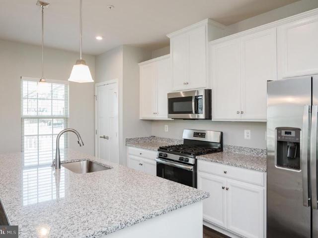7093 Kokanee Way