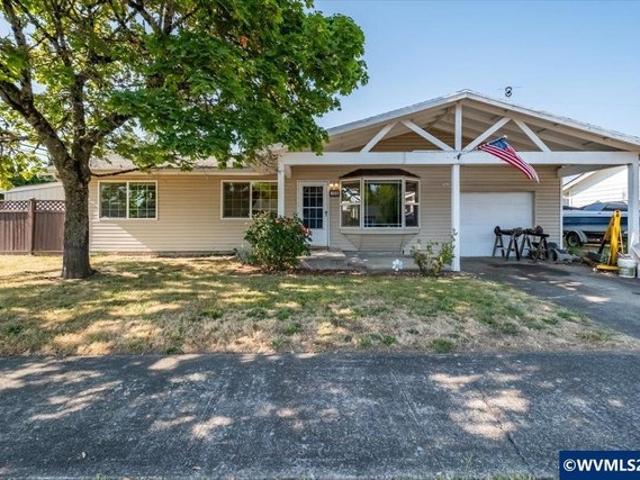 709 28th Ave SE, Albany, OR 97322