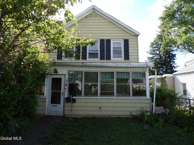 709 4th Ave, Troy, NY 12182