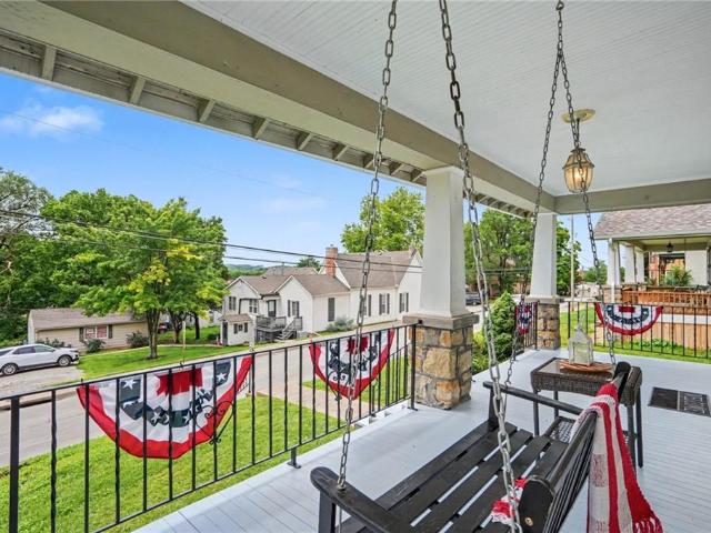 709 4th Street