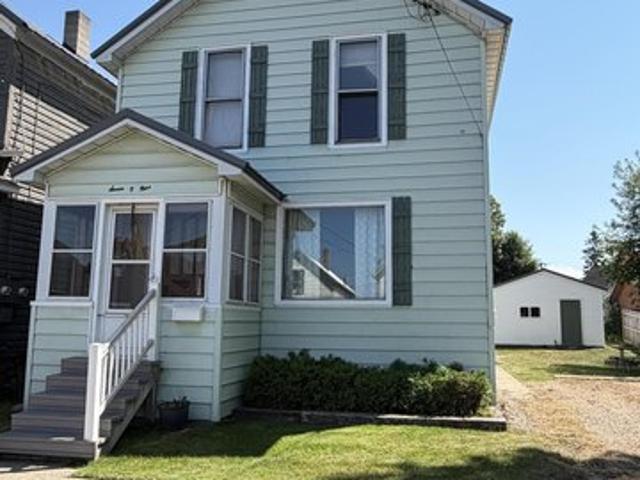 709 Court St Ste Marie, Sault Sainte Marie, MI 49783