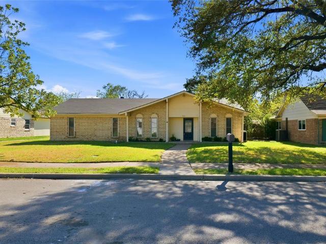 709 Colonial Drive