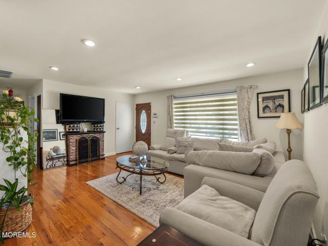 709 Coral Way