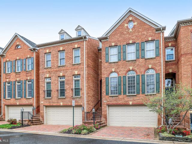 709 Catts Tavern Dr, Alexandria, VA 22314 | MLS #VAAX2055 | Compass