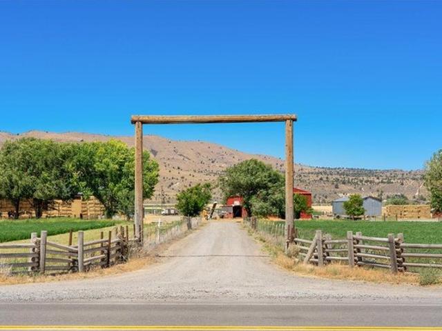 709 Center, Susanville, CA 96130