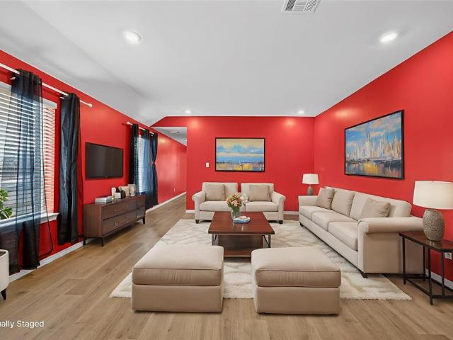 709 Chipper Trail
