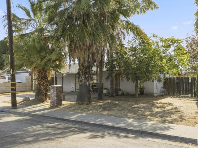 709 Crane Street