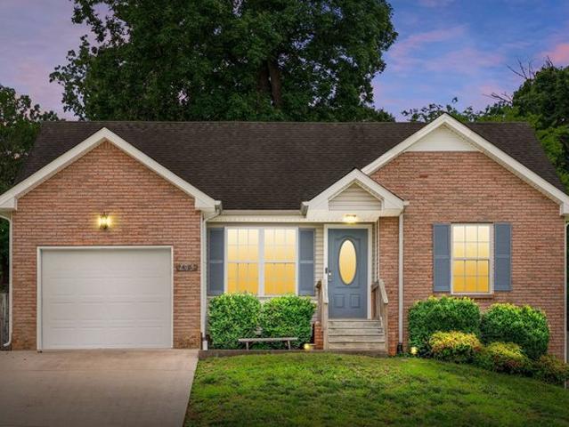709 Arrowfield Dr, Clarksville, TN 37042