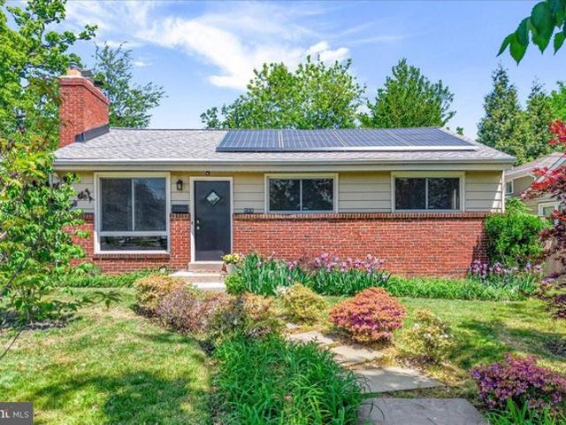 709 Boston Ave, Takoma Park, MD 20912
