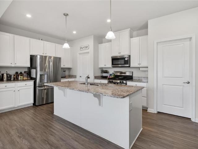 709 Big Bear LN
