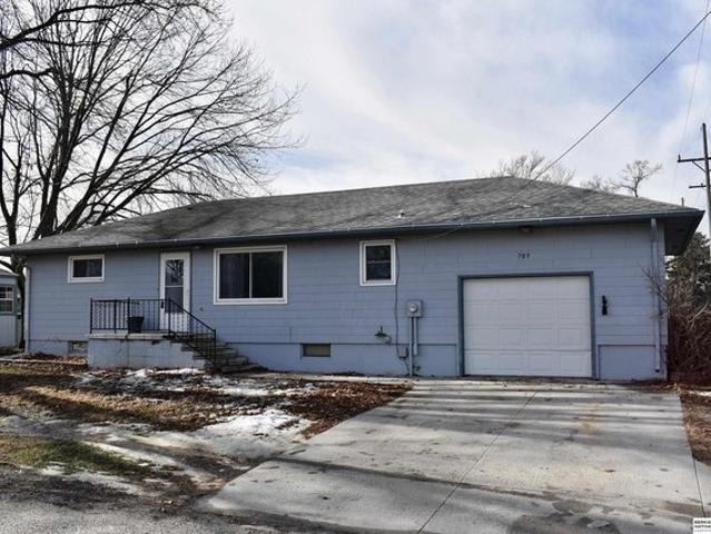 709 Bridge St, Scribner, NE 68057