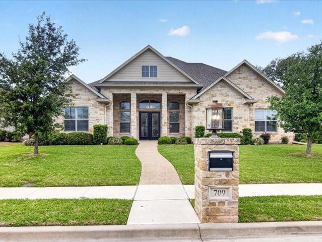709 Gullmont Dr, Waco, TX 76712