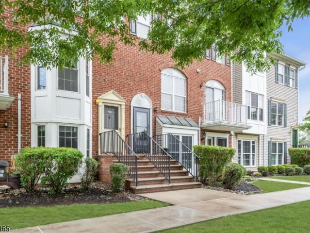 709 Dunn Cir