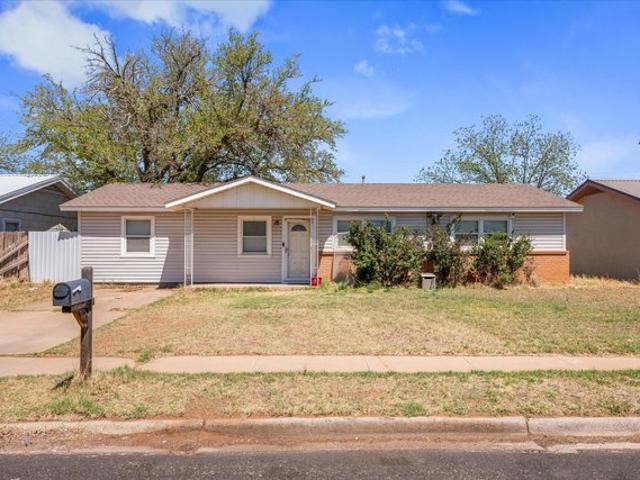 709 E 4th St, Denver City, TX 79323