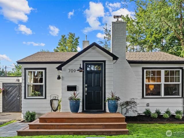 709 E Tacoma Avenue