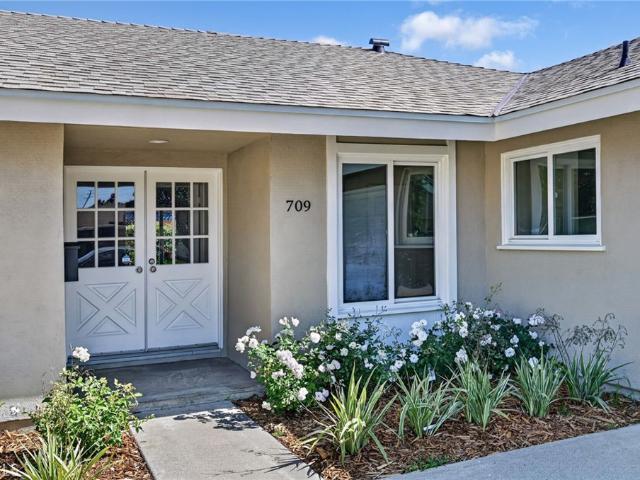 709 E Meadowbrook