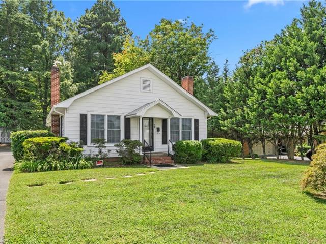 709 E Sunrise Avenue