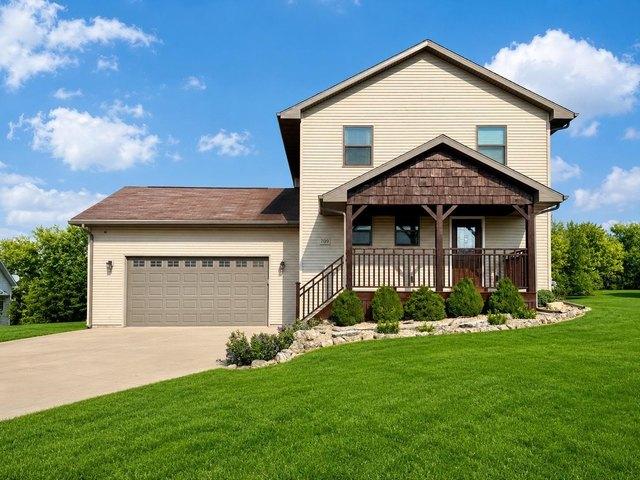 709 East St, Clinton, WI 53525