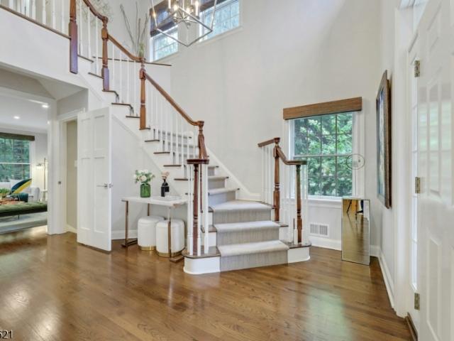 709 Fieldstone Ter