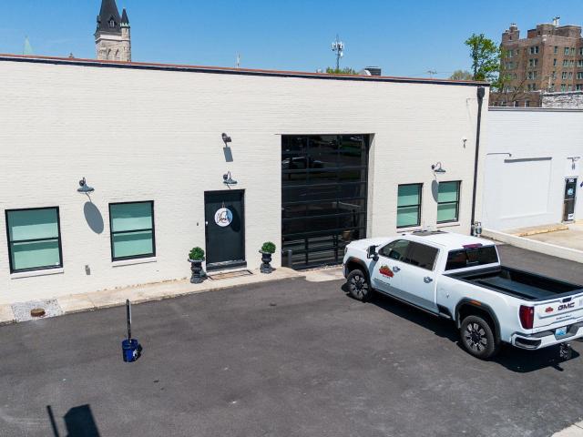 709 Kentucky Avenue