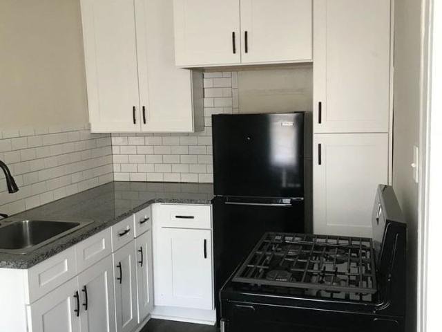 709 Hazelwood FDR Studio Apartment for Rent at 709 Hazelwood St, Detroit, MI 48202 Central