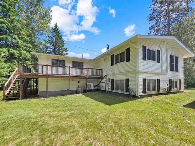 709 Hall Place