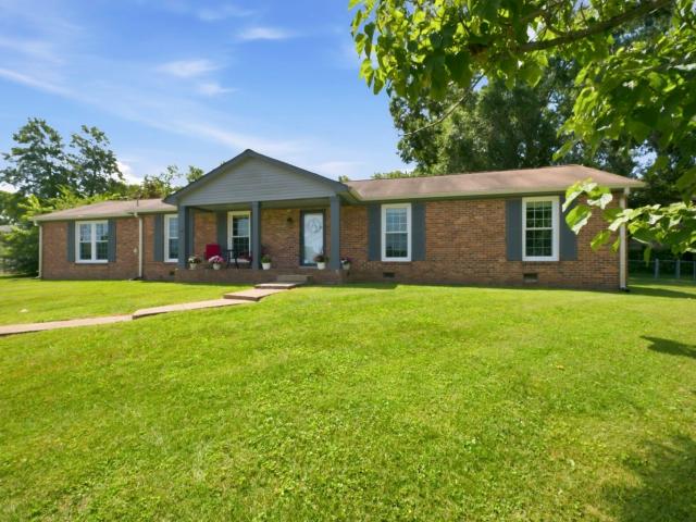709 Harpeth Pkwy W