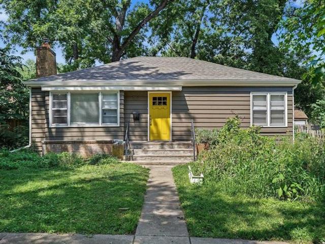 709 Illinois St, Lawrence, KS 66044