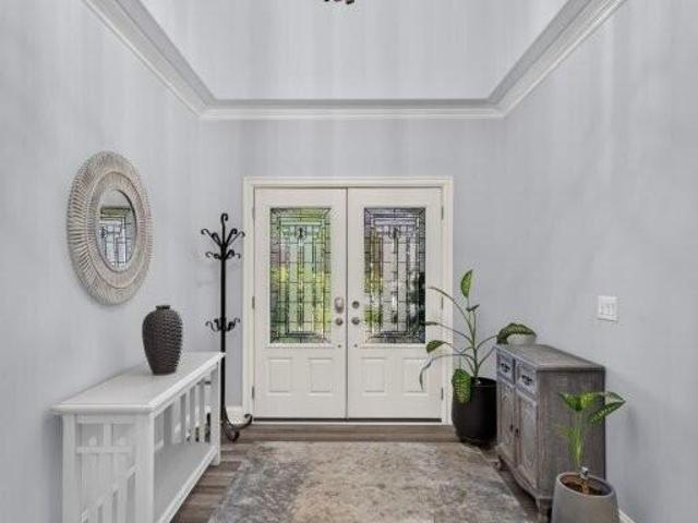 709 Jenoa Drive