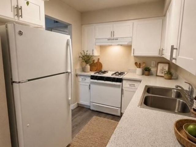 709 Oakpoint Apartments 1 Bedroom Apartment for Rent at Oakpoint Apartments, Carmichael, CA 95608