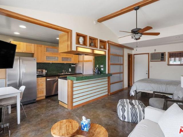 709 Ocean Park Blvd, Santa Monica, CA