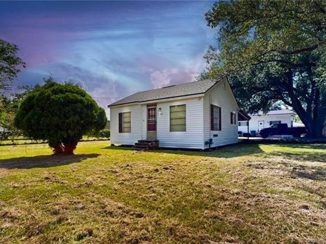 709 Lewis Street, Sulphur, LA 70663