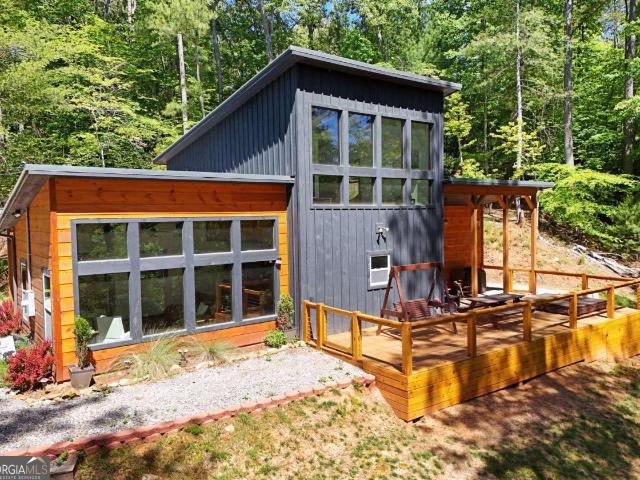 709 Lyric Lane