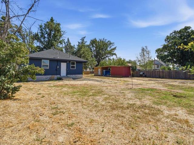 709 N 8th St, Parma, ID 83660