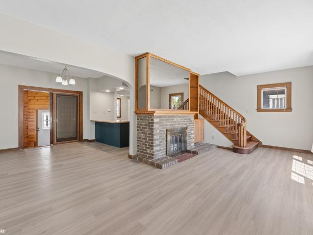 709 N 8th Street