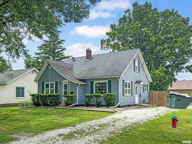 709 N Capitol Ave, Mount Sterling, IL 62353