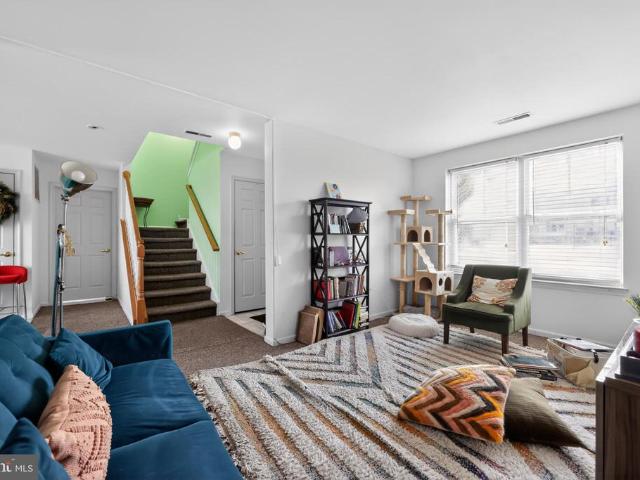 709 N Markoe Street