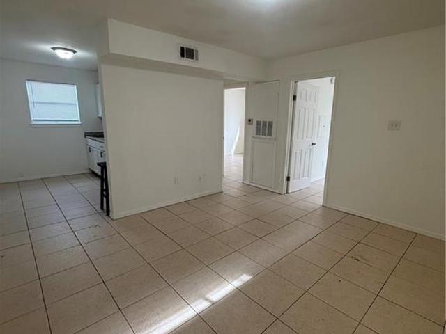 709 N Robertson Street # 108