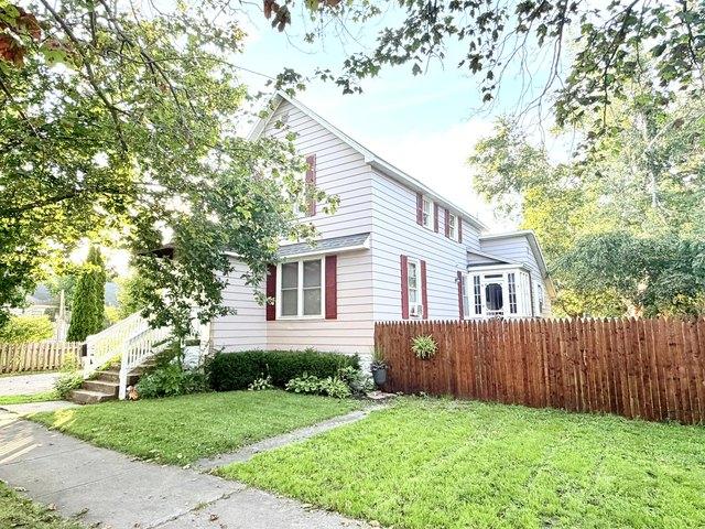 709 S 4th Ave, Alpena, MI 49707