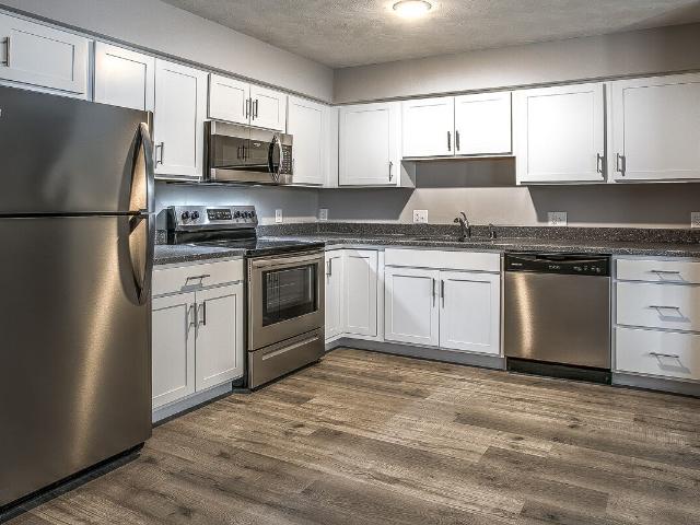 709 S 35th