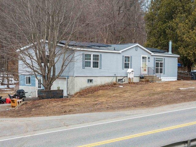 709 S Main St, Franklin, NH 03235