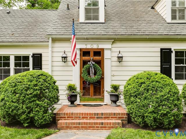 709 Spottswood Road