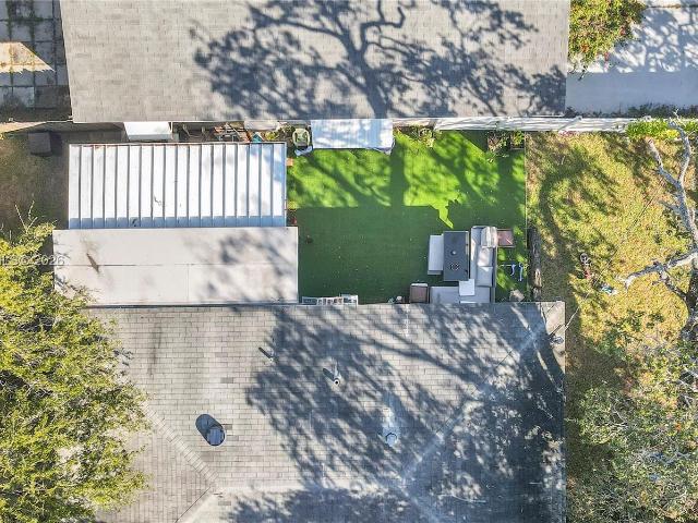 709 SW 7th Ave, Unit A, Hallandale Beach, FL 33009 | MLS #A11946 | Compass
