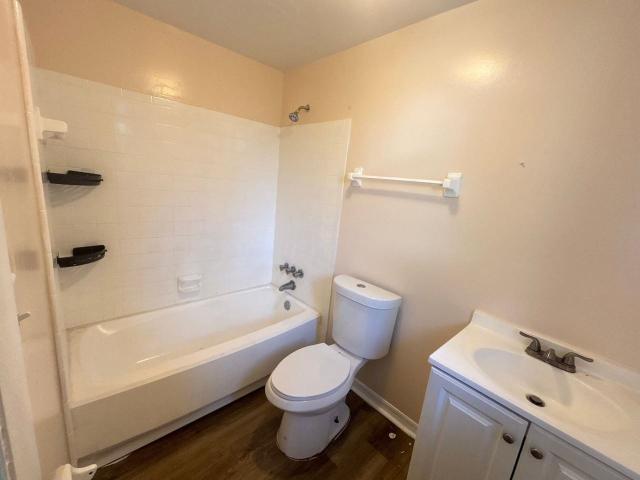 709 SW 70th Terrace 1 Bedroom Apartment for Rent at 709 Sw 70th Ter, Gainesville, FL 32607