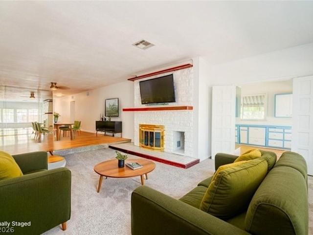 709 Park Paseo, Las Vegas, NV 89104